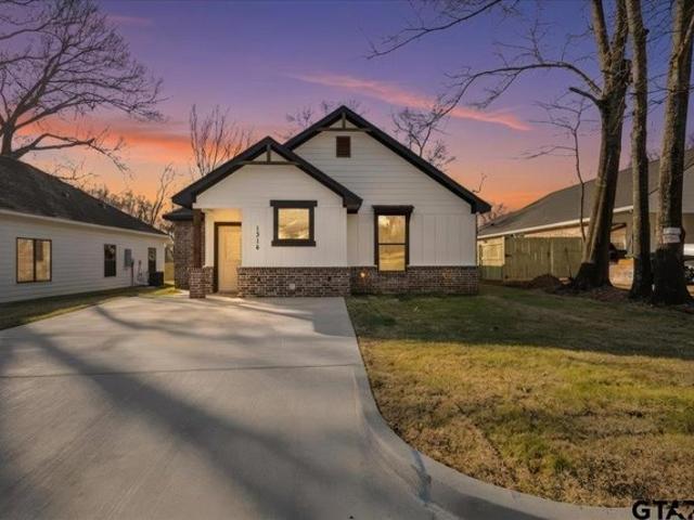 1314 W Claude St, Tyler, TX 75702