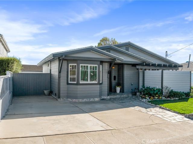 1314 10th St, Manhattan Beach, CA 90266 | MLS #SB26054 | Compass