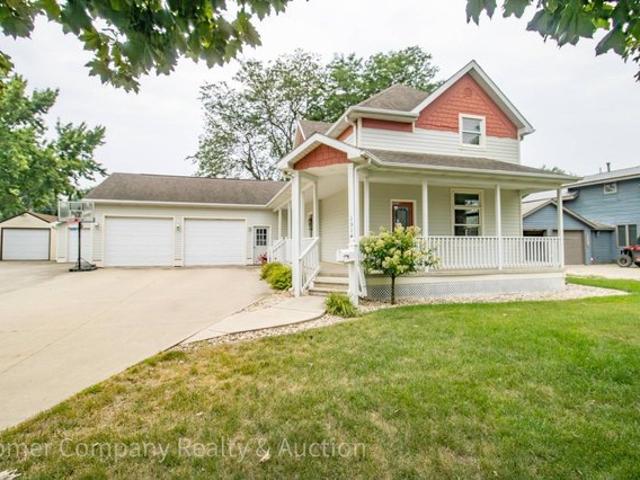 1314 12th St, Rock Valley, IA 51247