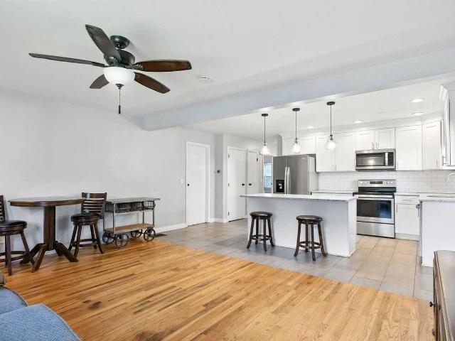 1314 1316 Cambrian Ct 2 Bedroom Apartment for Rent at 1314 Cambrian Ct, Columbus, OH 43220 Knolls West