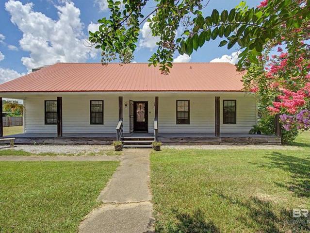 13151 Roberts Rd, Chunchula, AL 36521