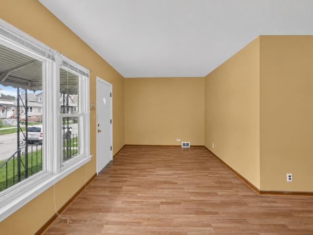 13151 S Burley Avenue