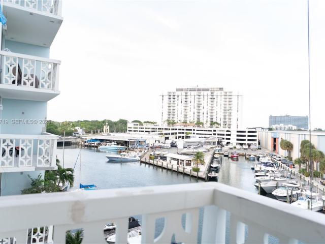 13155 Ixora Ct, Unit 512, North Miami, FL 33181 | MLS #A11987