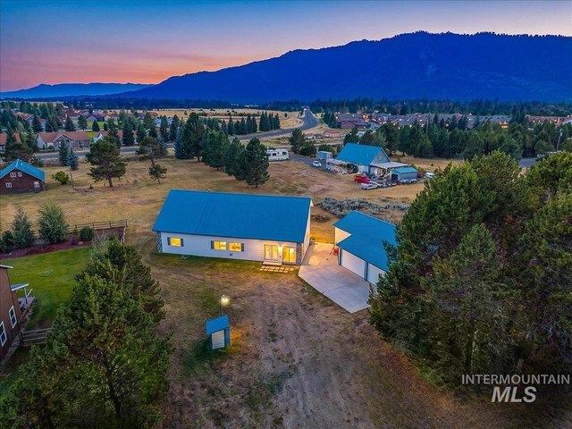 13159 Cameron Dr, Donnelly, ID 83615