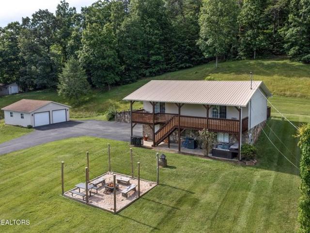 1315 McCarter Hollow Rd, Sevierville, TN 37862