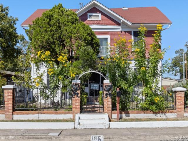 1315 Alametos, San Antonio, TX 78201 | MLS #1820 | Compass