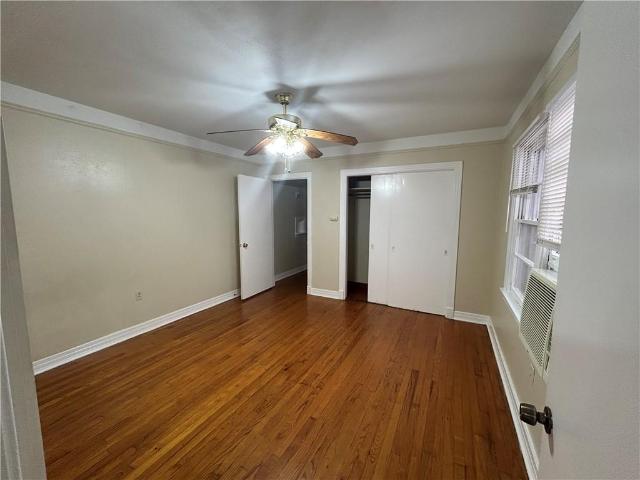 1315 Constantinople Street # upper