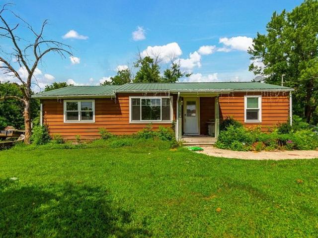1315 Cote Sans Dessein Rd, Fulton, MO 65251