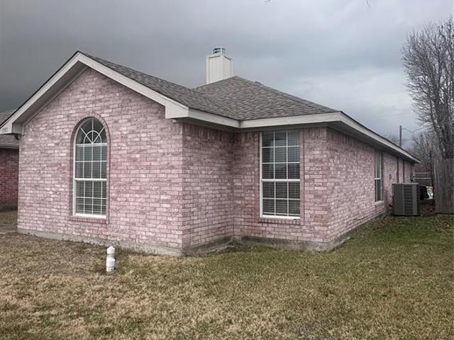 1315 E Brown St, Wylie, TX 75098 | MLS #21168 | Compass
