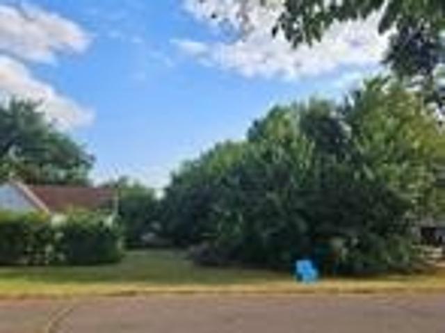 1315 E Vilas Ave, Guthrie, OK 73044
