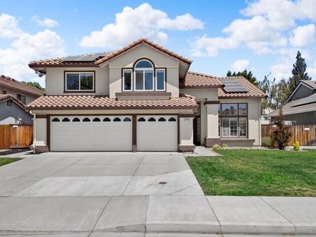 1315 Eagle St, Tracy, CA 95376