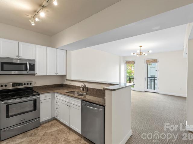 1315 East Boulevard # 424