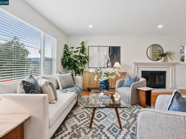 1315 El Curtola Blvd, Lafayette, CA 94549 | Compass