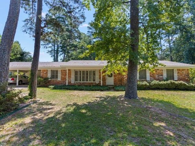 1315 Greenway St, Gilmer, TX 75644