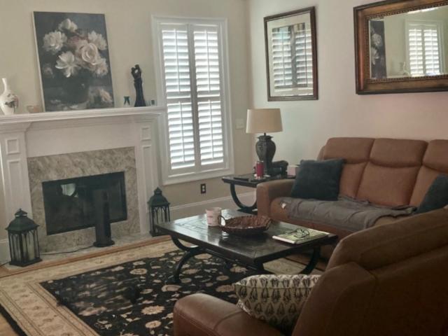 1315 Hunters Rest Dr