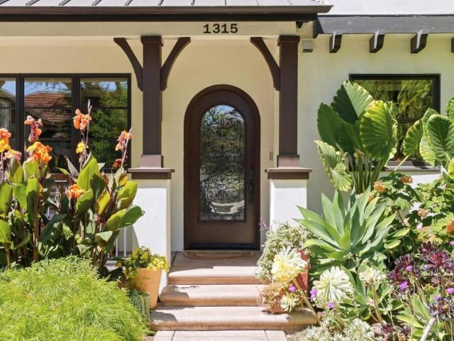 1315 Iris Court