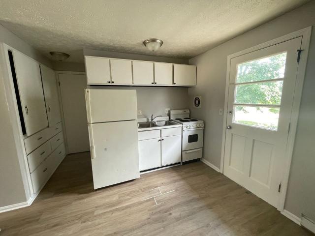1315 Logan Ave NW 1 Bedroom Apartment for Rent at 1315 Logan Ave Nw, Canton, OH 44703