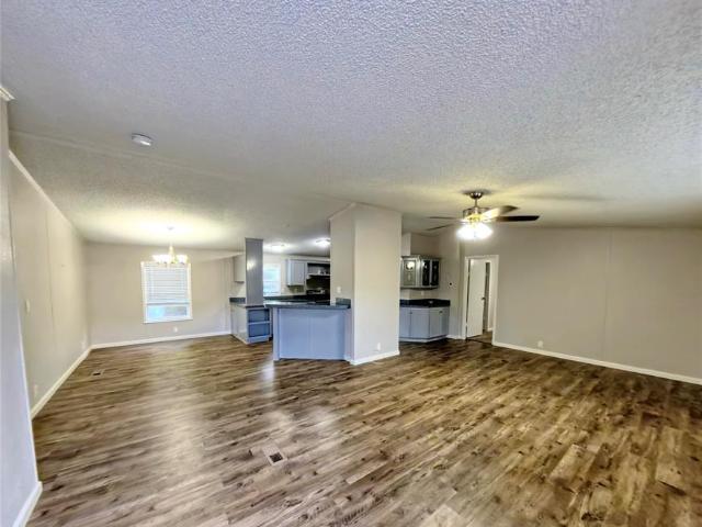 1315 Phoenix Court