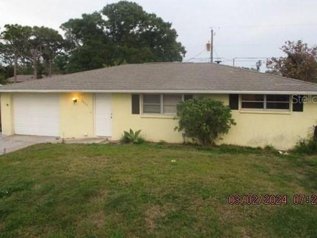 1315 Piedmont Rd, Venice, FL 34293