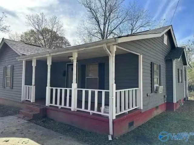 1315 ROBINSON AVE, GADSDEN, AL 35903 Single Family Residence F.