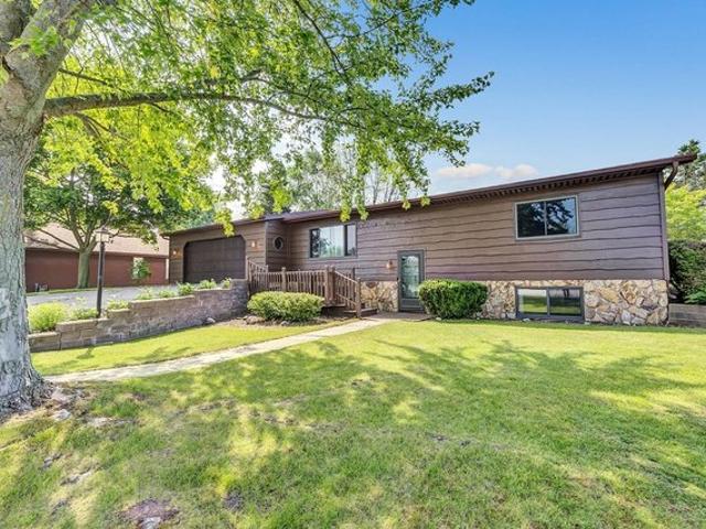 1315 Sunrise Ct, Kewaunee, WI 54216