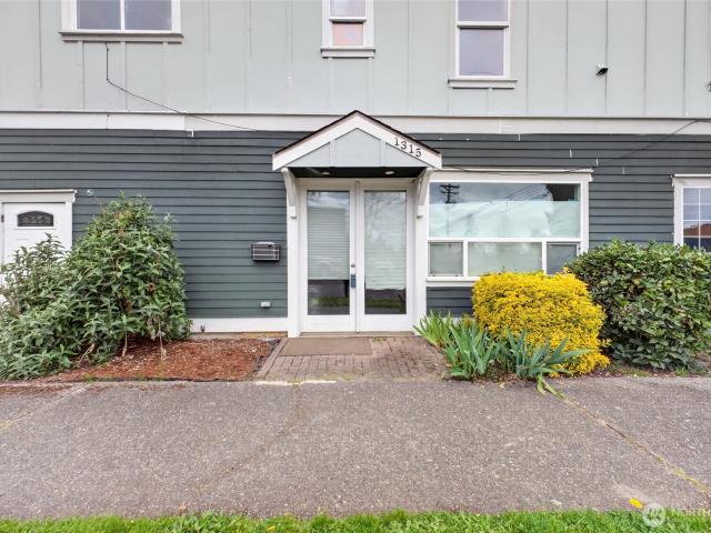 1315 S 23rd Street