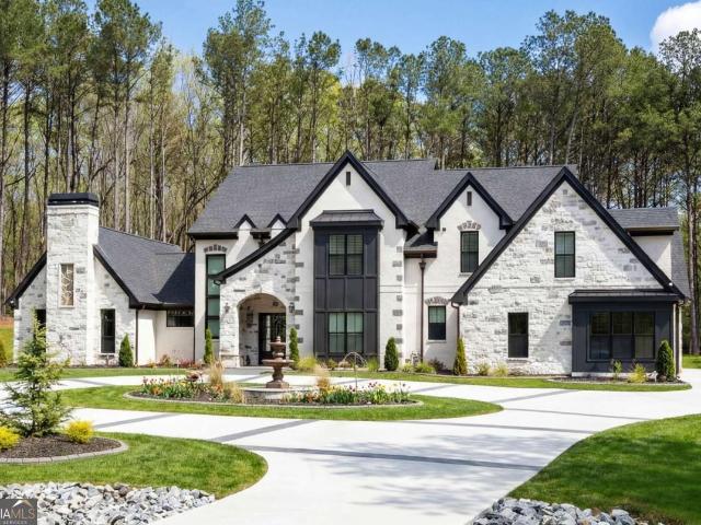 1315 Sandy Creek Rd, Tyrone, GA 30290 | MLS #10729