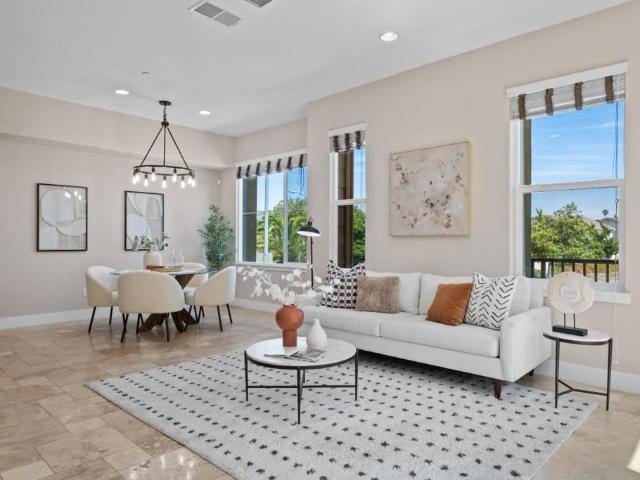1315 Venturi Drive 2