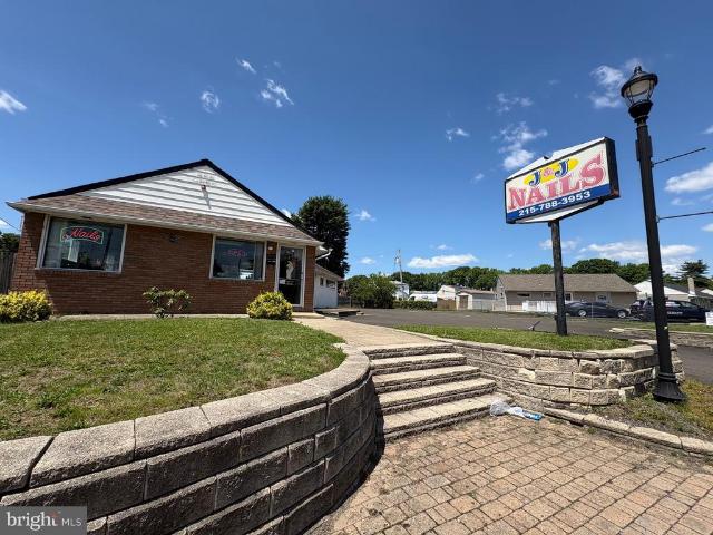1315 Veterans Highway