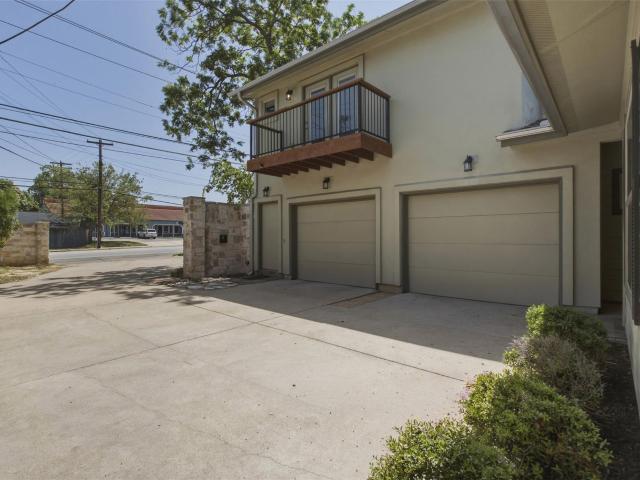 1315 W Anderson Ln # A