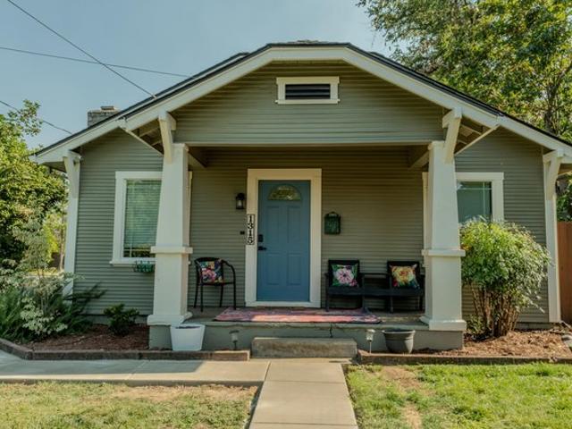 1315 W Main St, Medford, OR 97501