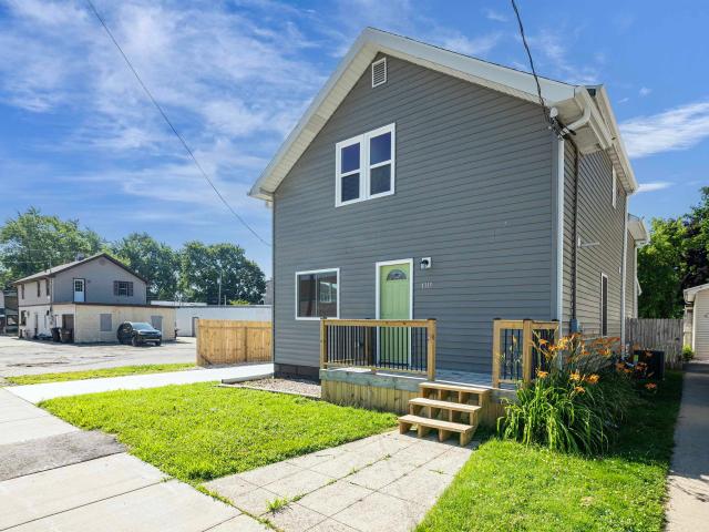 1315 w summer street