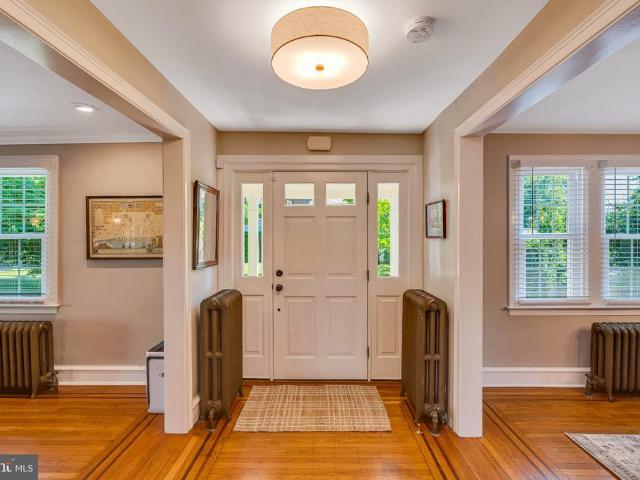 1315 Wheatsheaf Lane