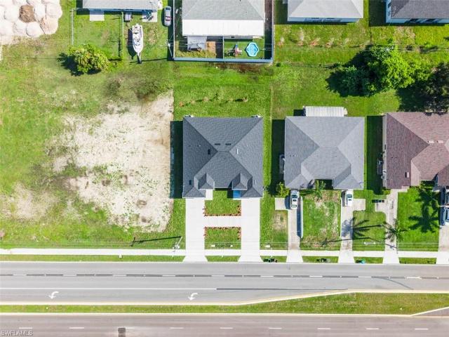1315 1 Diplomat Pkwy E, Cape Coral, FL 33909 | MLS #226025