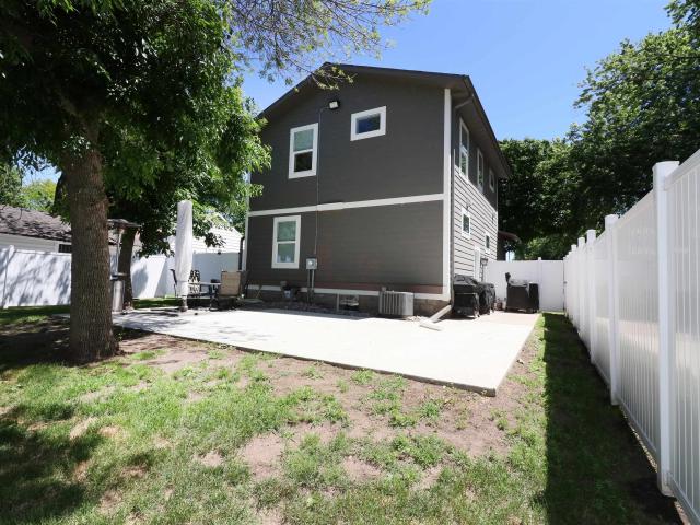 1315 3rd Avenue W