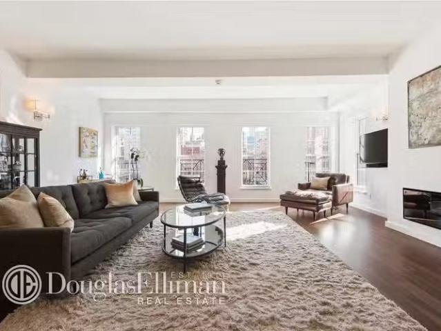 13160846 Laight St & Varick #4