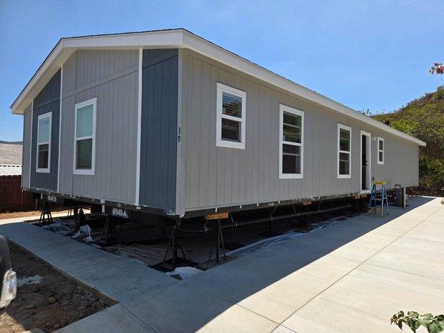13162 Highway 8 Business Spc 62, El Cajon, CA 92021