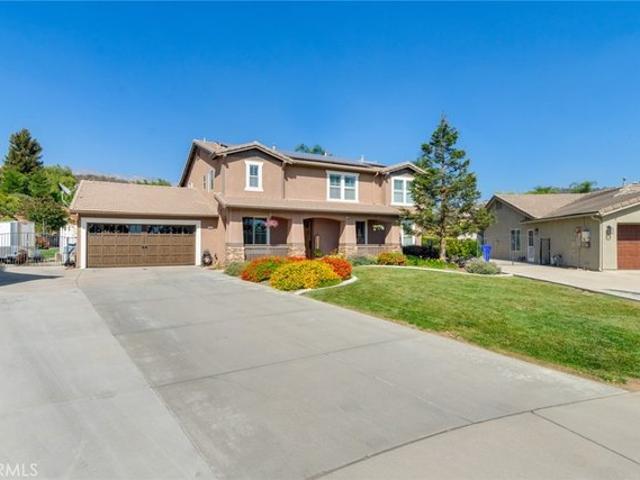 13165 Maplewood Dr, Yucaipa, CA 92399