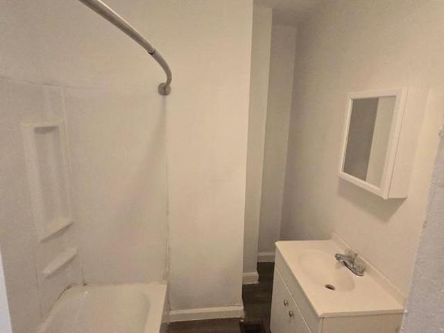 1316 N Farson Street # 2