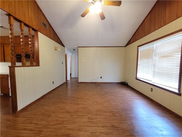 1316 Airline Drive