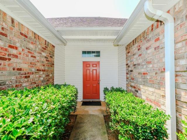 1316 Arnold Ln, Texarkana, TX 75503