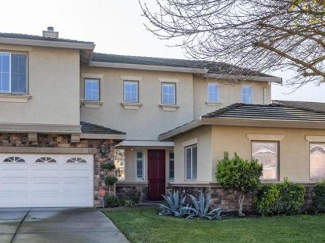 1316 Blakely Ln, Modesto, CA 95356