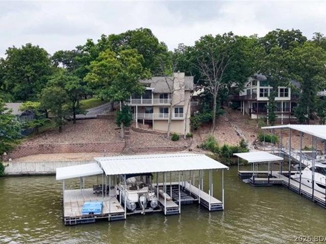 1316 Castle Ct, Osage Beach, MO 65065