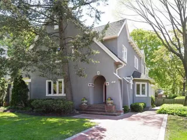 1316 Church Street, Evanston, IL 60201