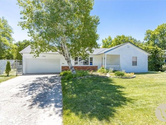 1316 Crawford Dr, Billings, MT 59102