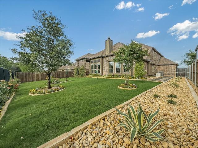 1316 Heather Lane