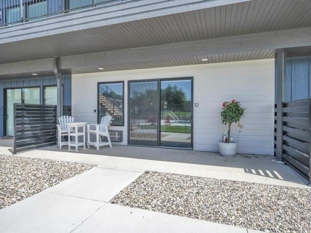 1316 Highway 71 N Unit 10, Okoboji, IA 51355