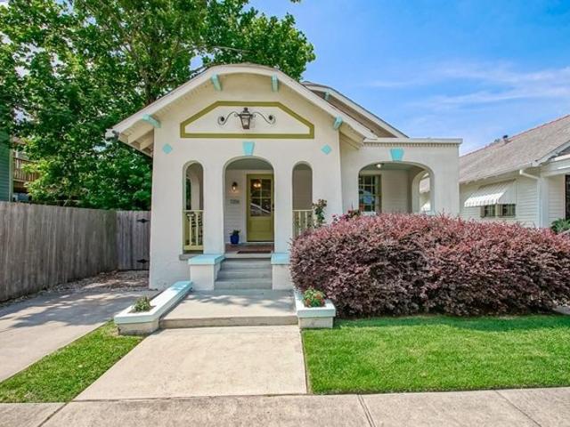 1316 Hillary St, New Orleans, LA 70118