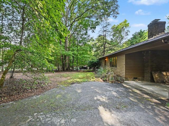 1316 Hounds Ear Road