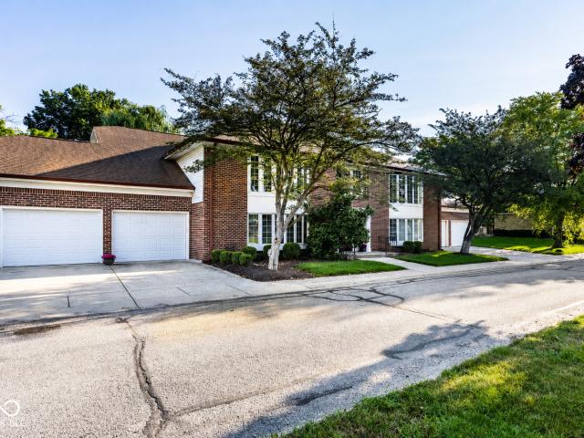 1316 Kings Cove Court